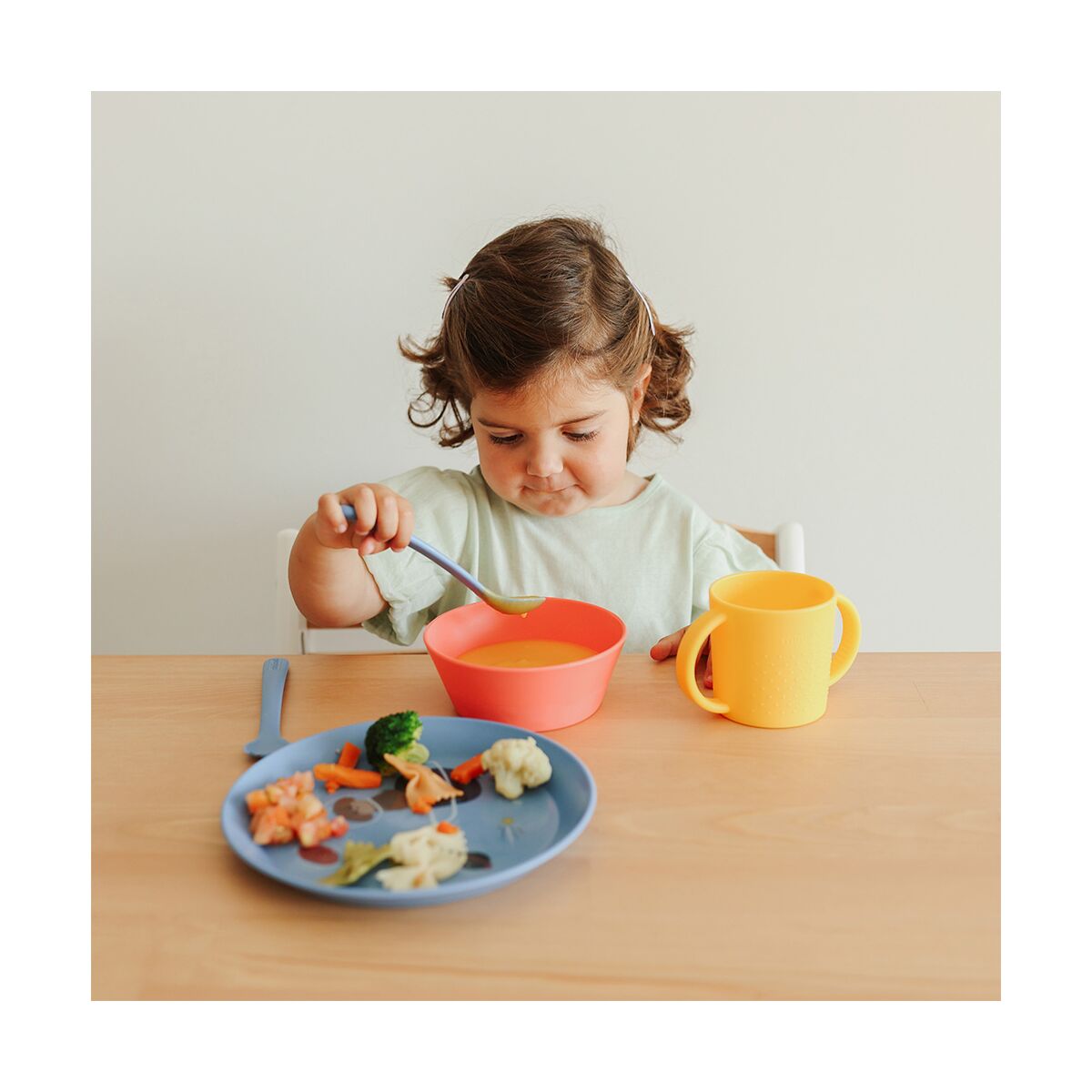 Learning tableware Explore